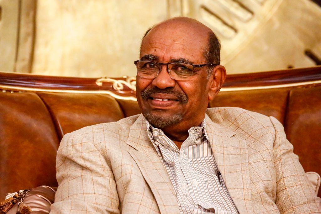 Omar al-Bashir reconhece responsabilidade pelo golpe de Estado de 1989 ...
