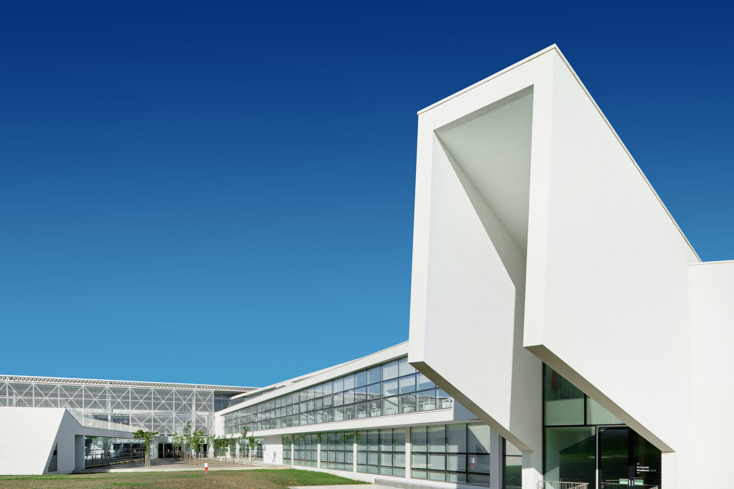 Nova SBE reúne especialistas para debater o futuro da habitação em ...